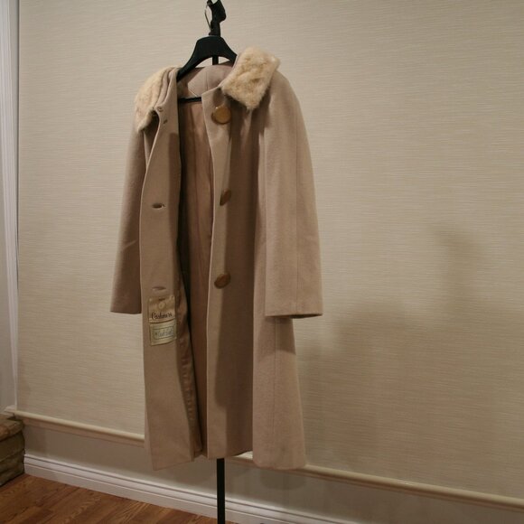Carol Brent | Jackets & Coats | Carol Brent Cashmere Coat Beige Fur ...